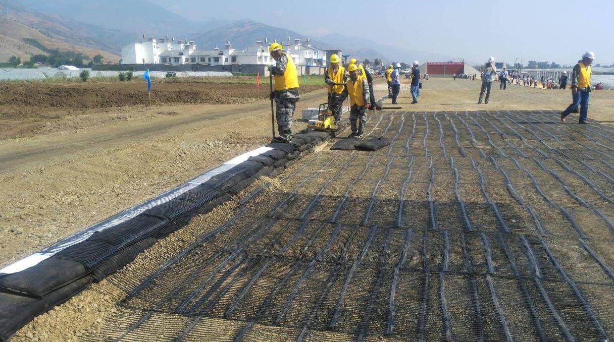 Geogrid Warp Knitting Machine for Reinforced Mesh and Grid Fabric